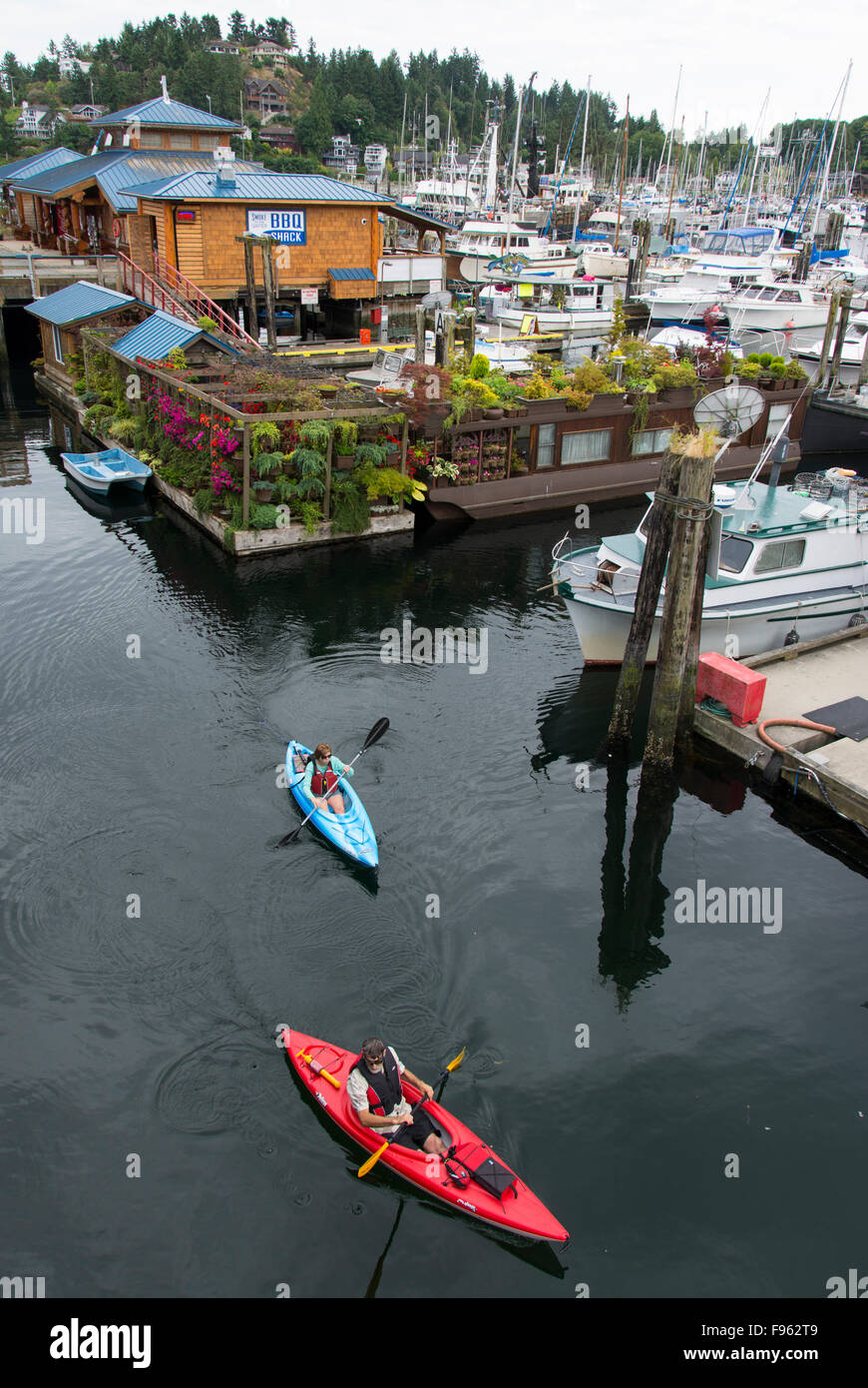 Gibsons british columbia hi-res stock photography and images - Alamy