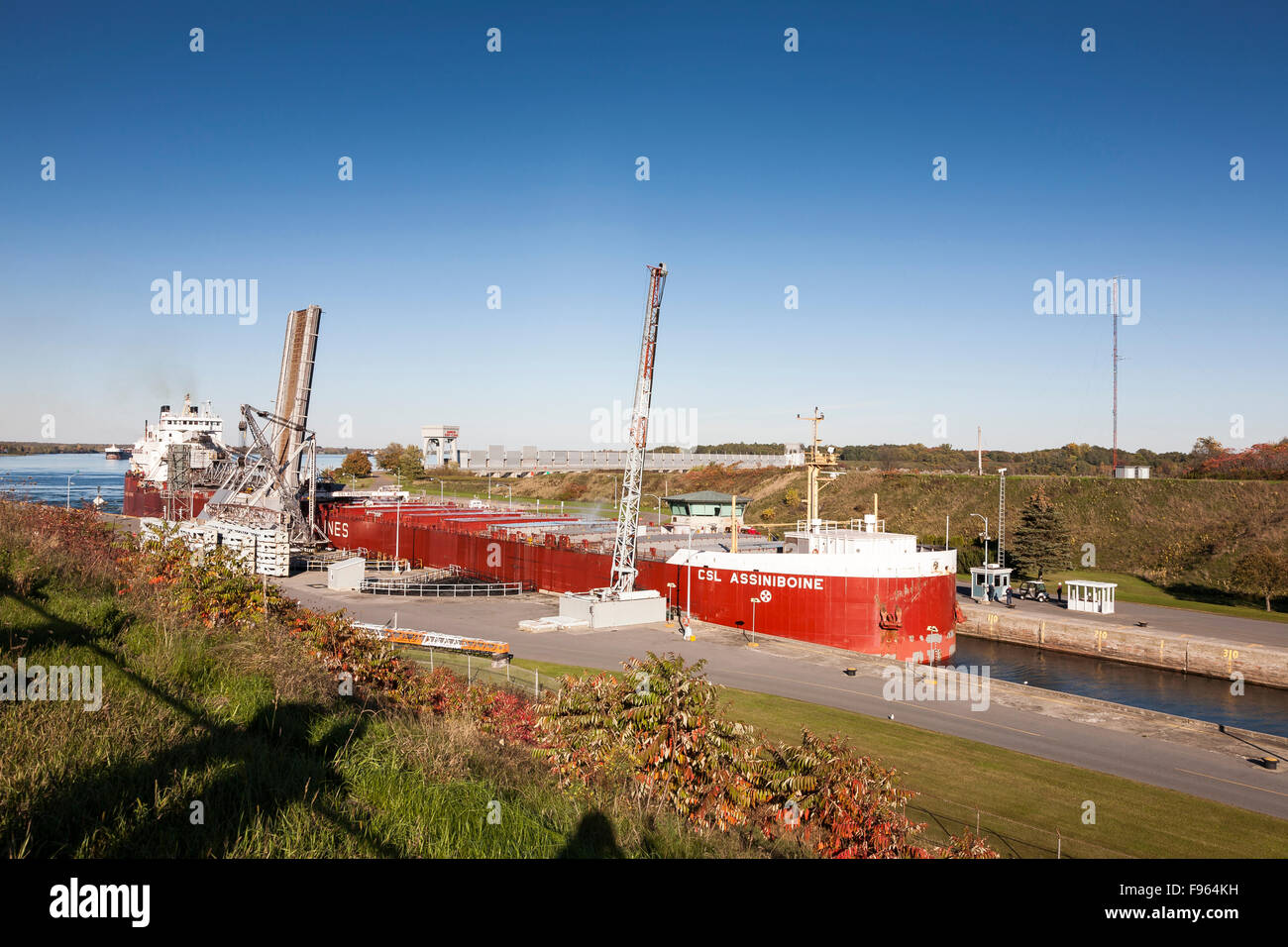 Seaway locks hi-res stock photography and images - Alamy