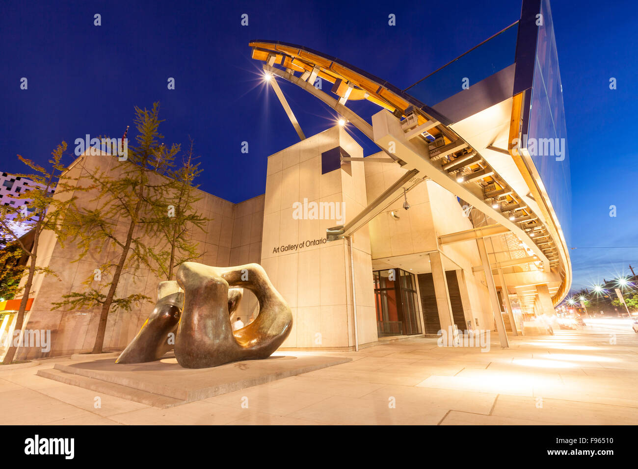 Henry Moore Sculpture Art Gallery High Resolution Stock Photography and ...