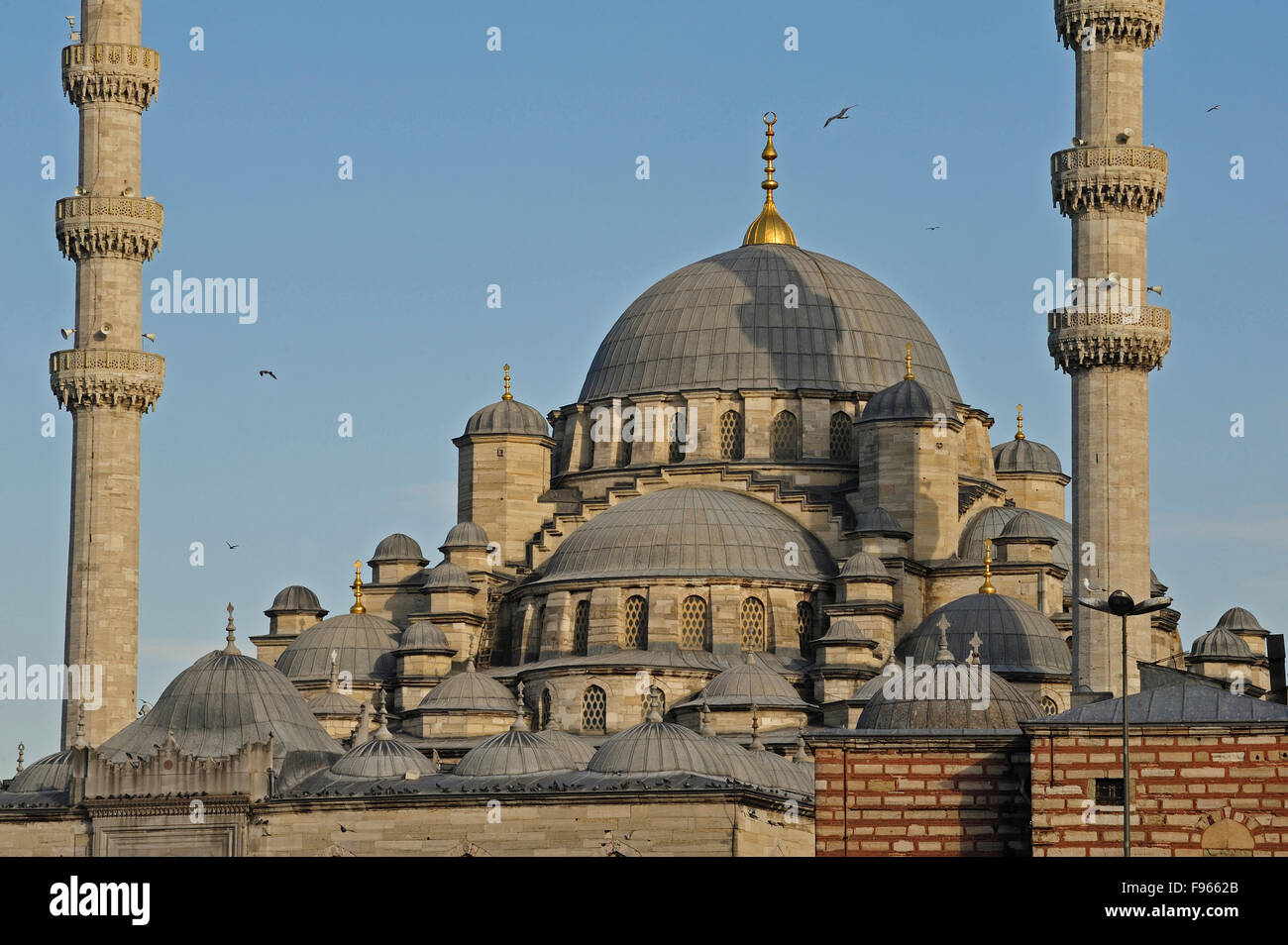Yeni Mosque, Istanbul, Turkey Stock Photo - Alamy