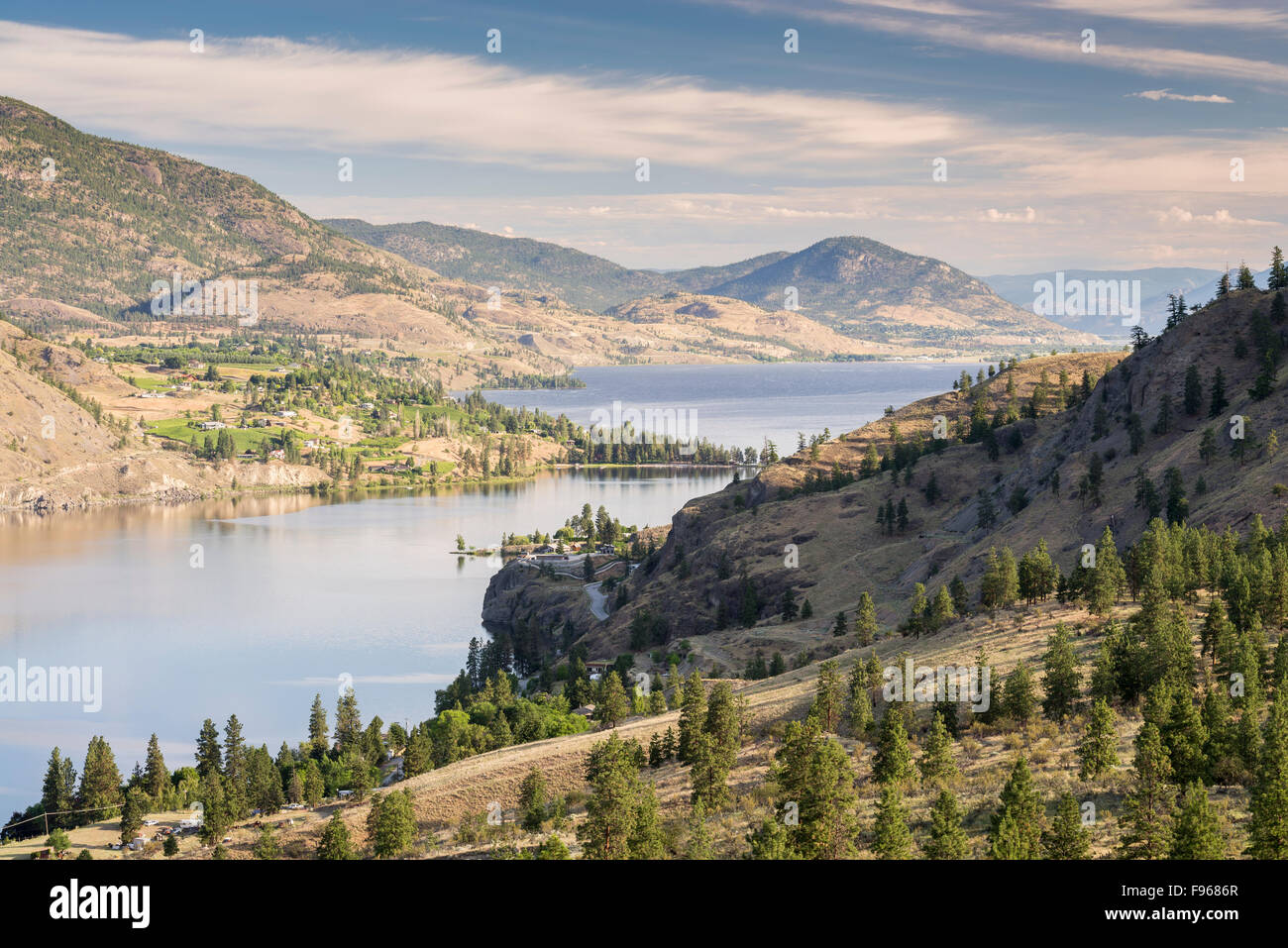Skaha lake hi-res stock photography and images - Alamy