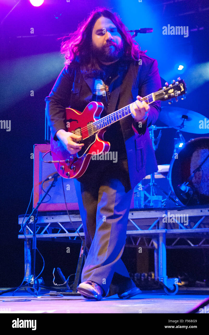 Sean Gannon of The Magic Numbers performs at Wizard festival in ...