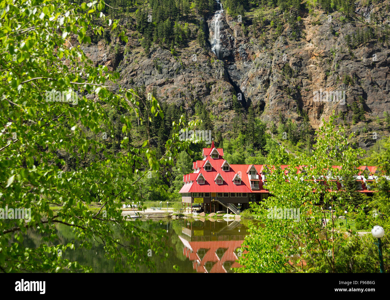 Three Valley Lake Chateau High Resolution Stock Photography and Images ...