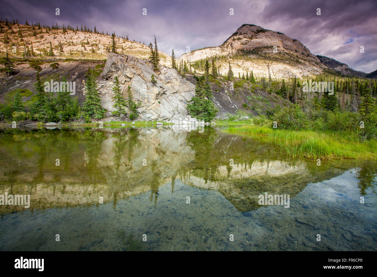 Yellowhead highway hi-res stock photography and images - Alamy