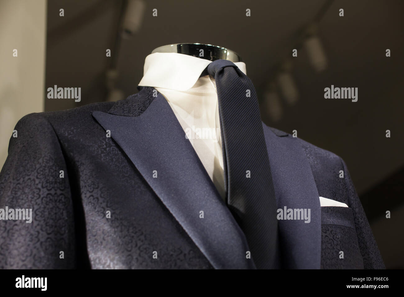 Close up of elegant male suit made in Italy Stock Photo - Alamy