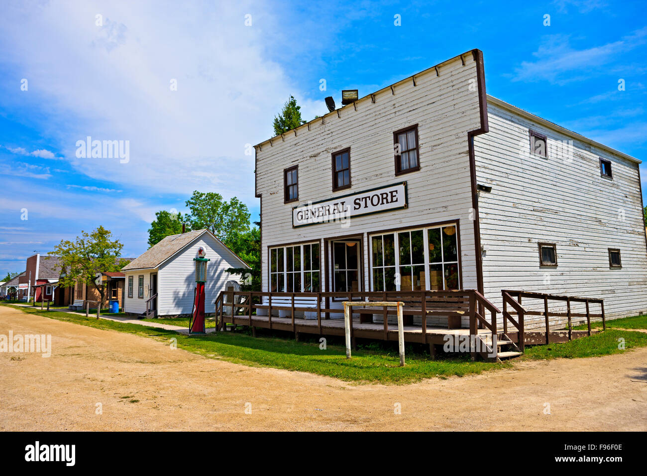 Prairie store hi-res stock photography and images - Alamy