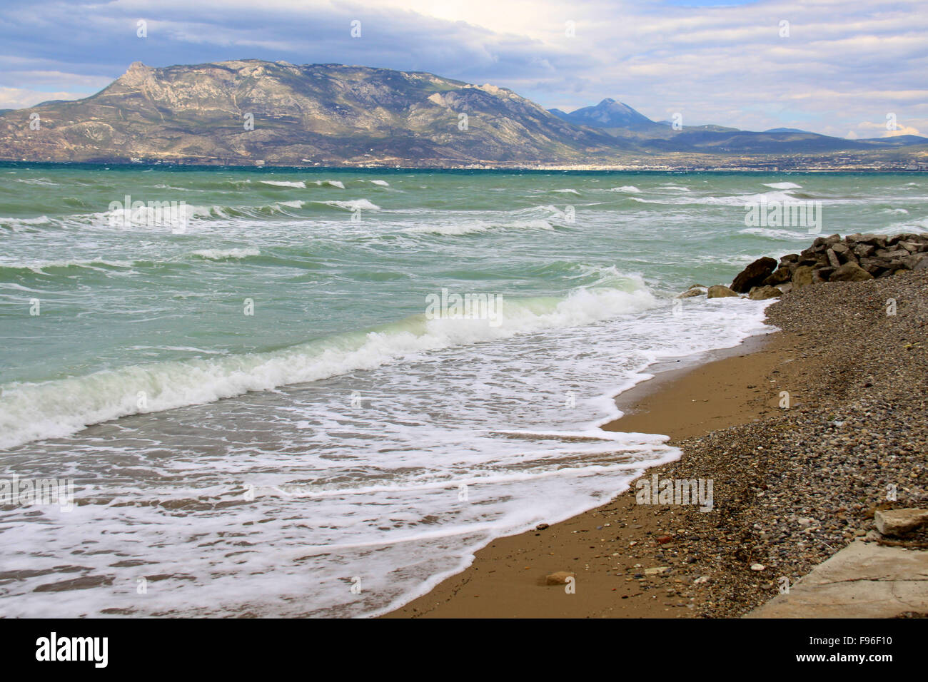 Waves on the Greek seashore Aegean sea Stock Photo - Alamy