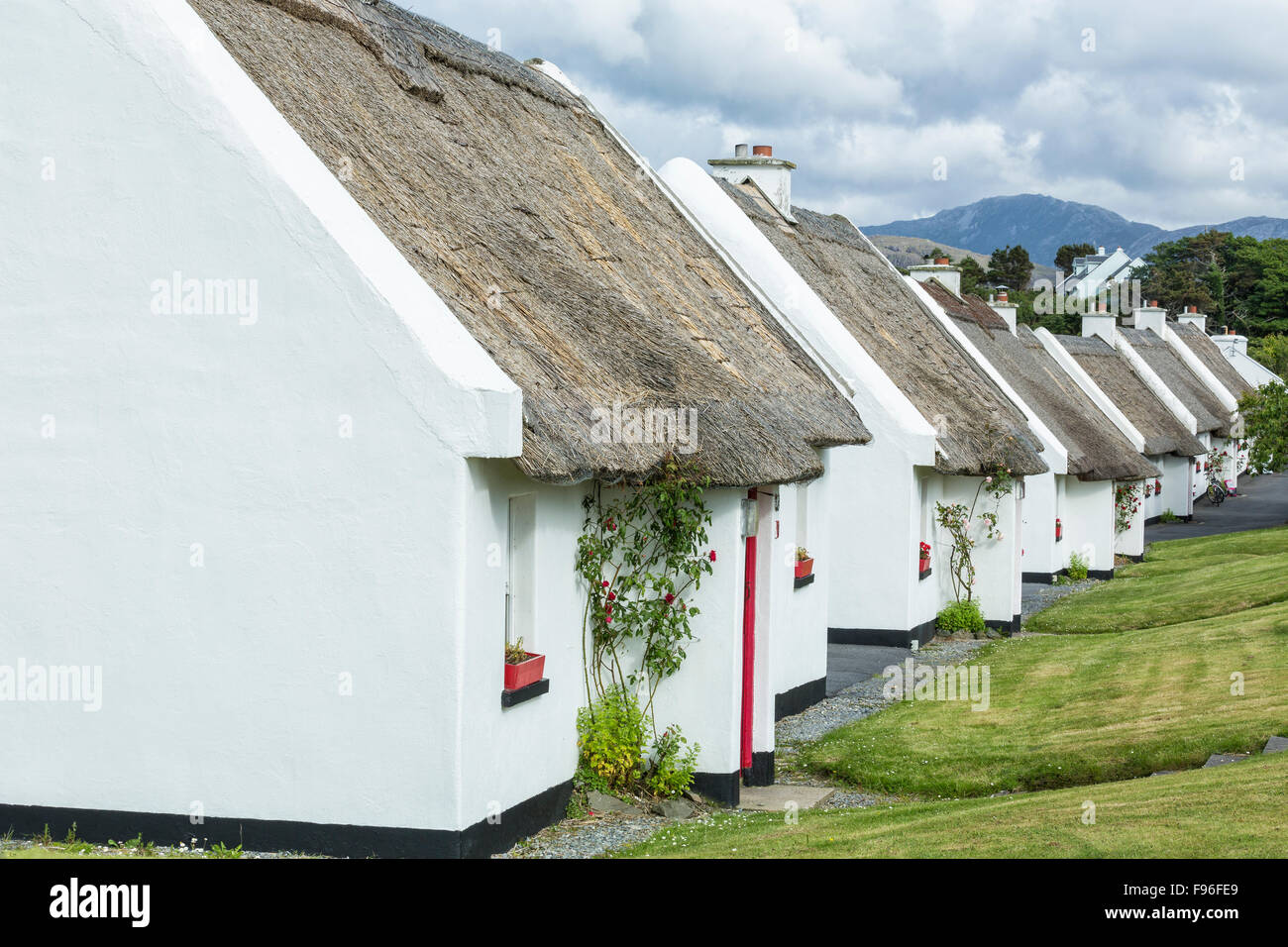 Renvyle house hi-res stock photography and images - Alamy