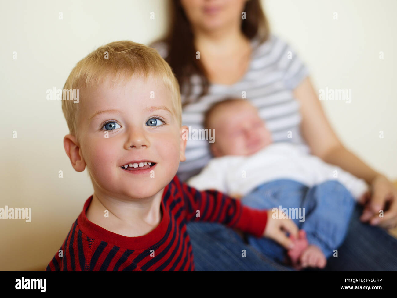 Boy baby brother hi-res stock photography and images - Alamy