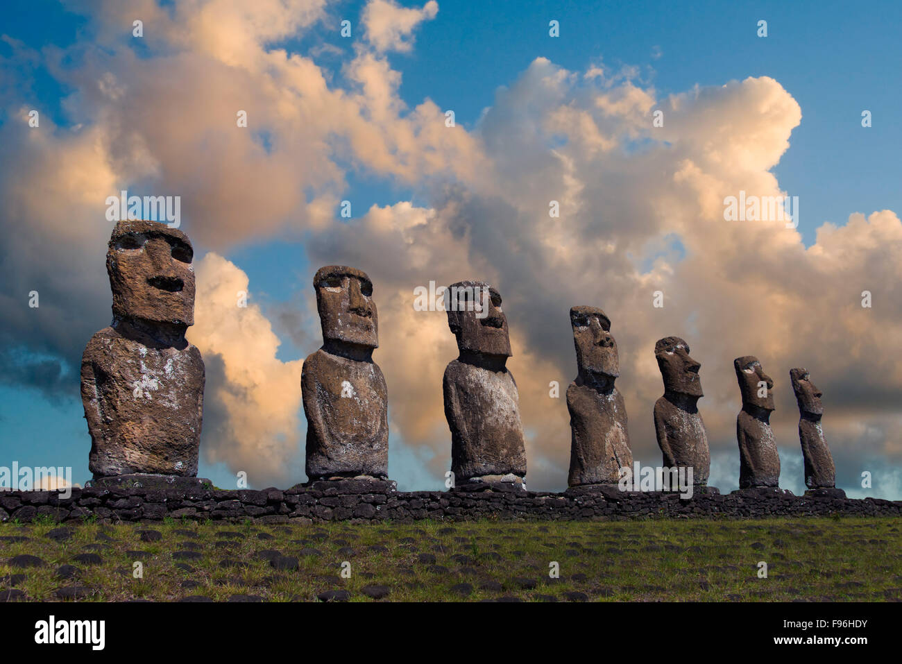 Moai Easter Island High Resolution Stock Photography and Images - Alamy