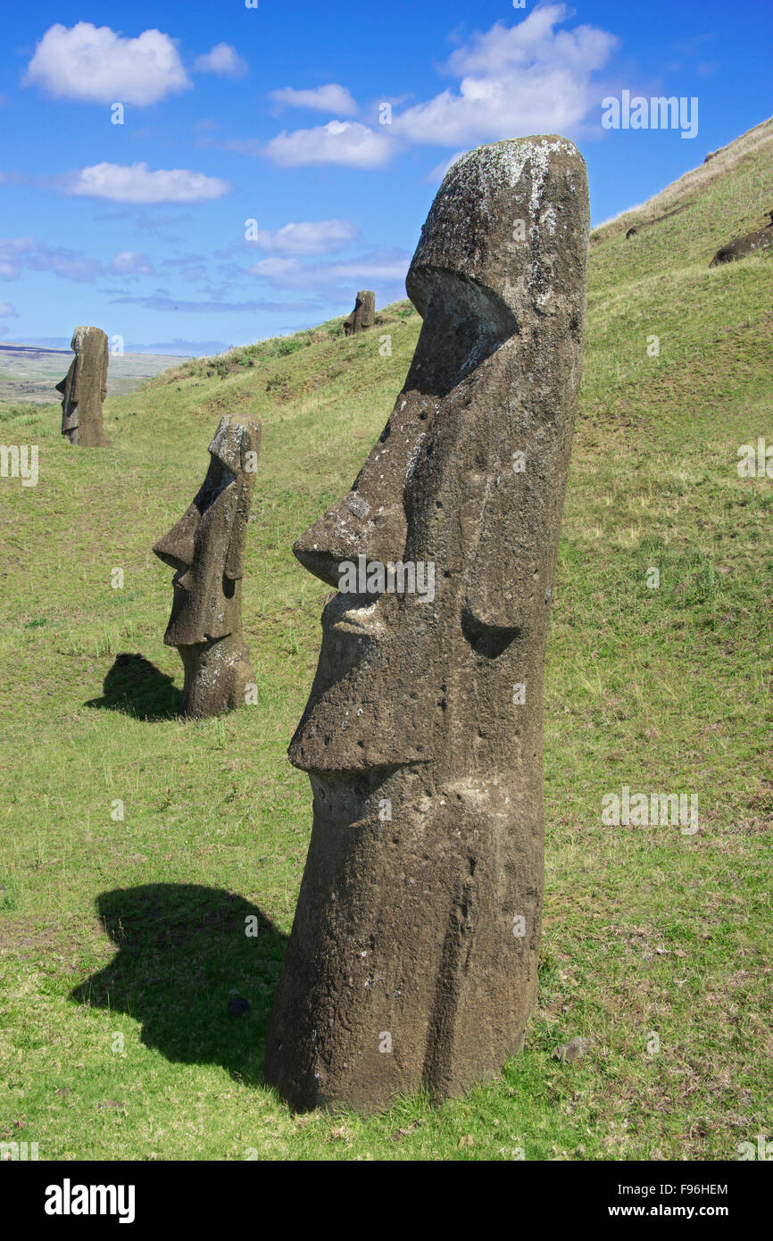 Row of moai hi-res stock photography and images - Alamy