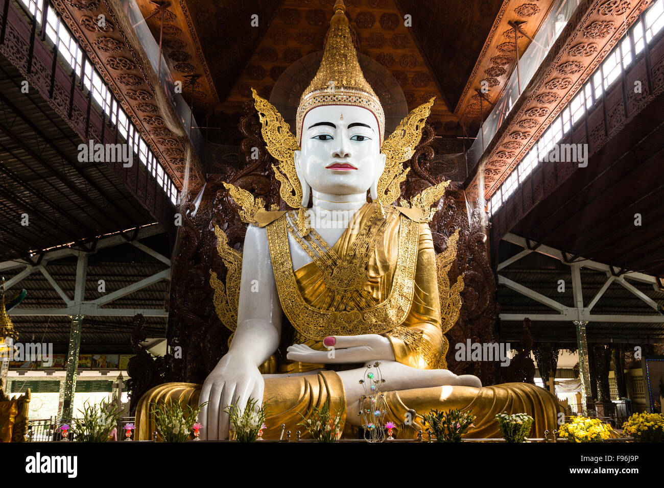 Ngahtatgyi paya hi-res stock photography and images - Alamy