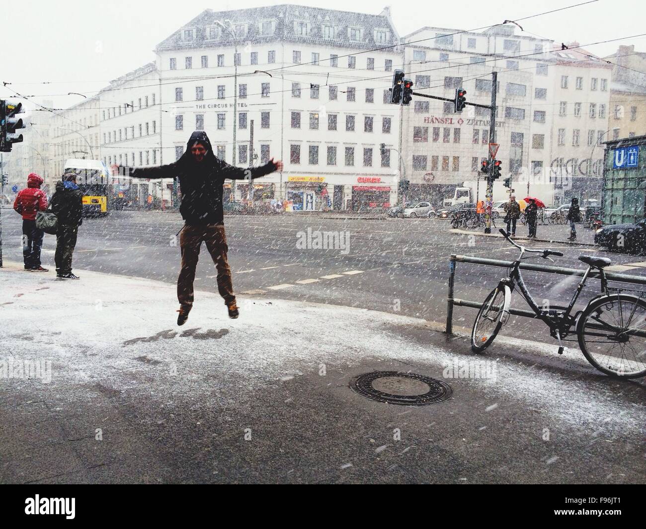 Horizontal jumping hi-res stock photography and images - Alamy