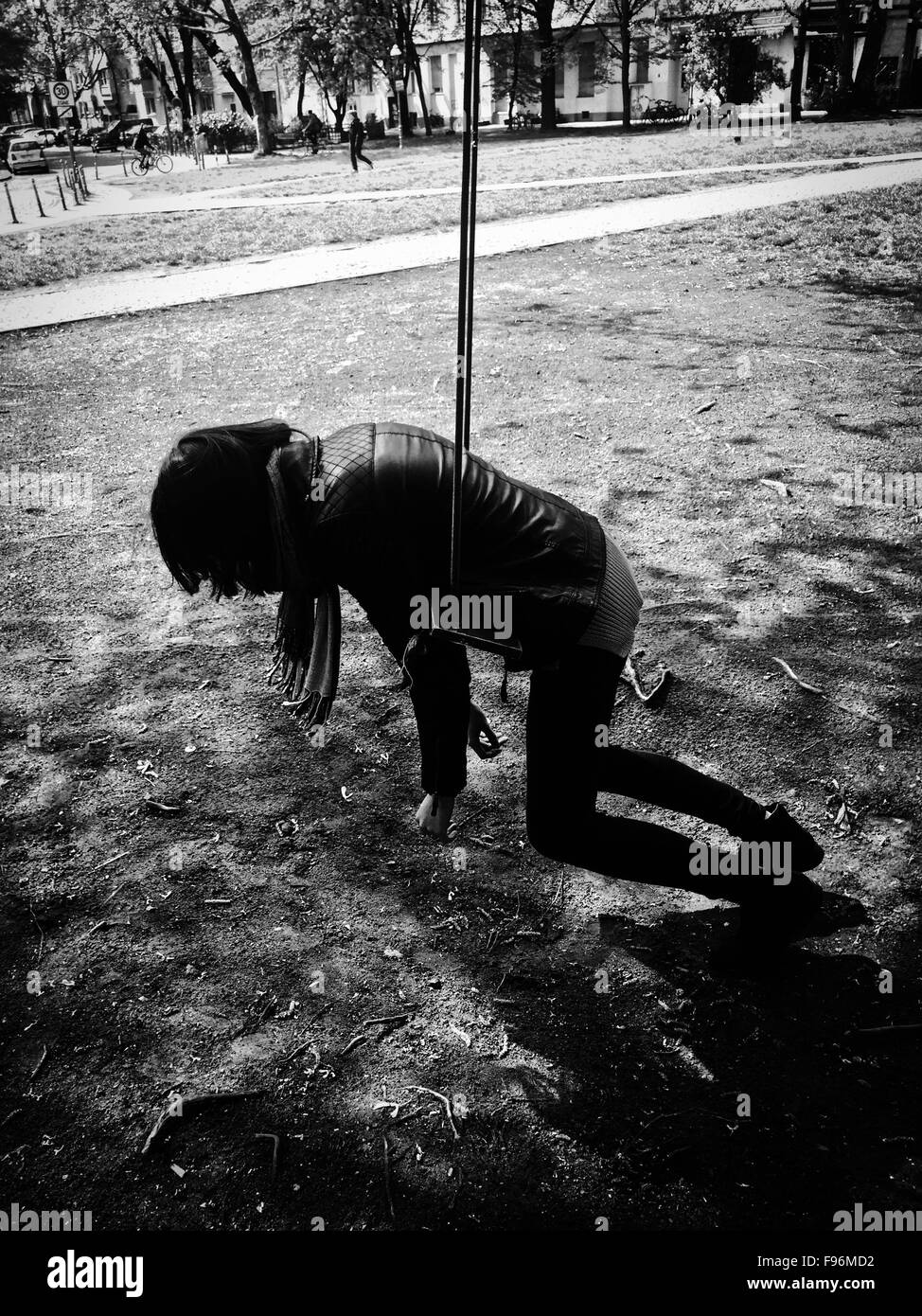 Swinging girls hi-res stock photography and images - Alamy