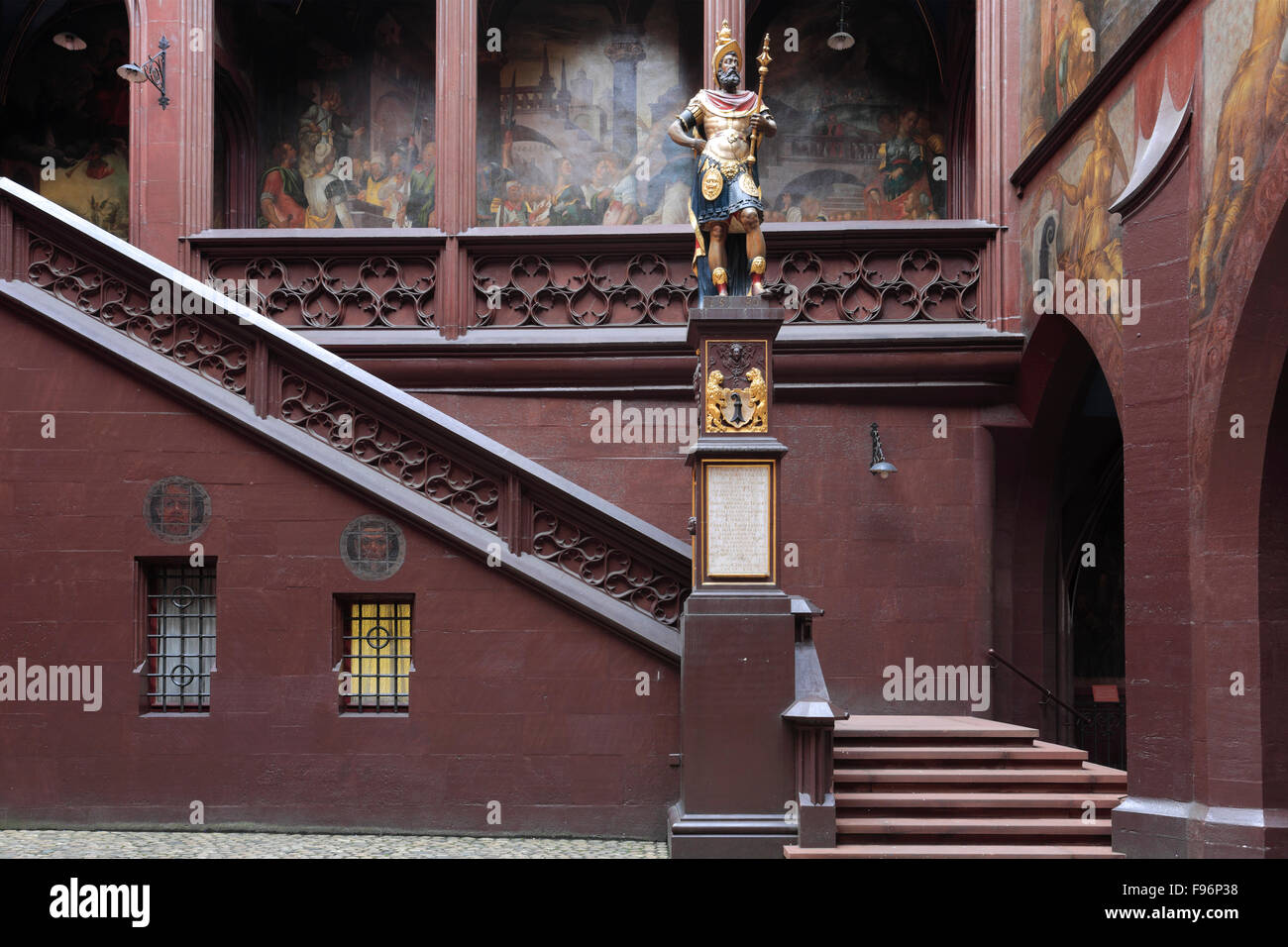 Exterior of the colorful Rathaus building (town hall) Marketplaz, city ...