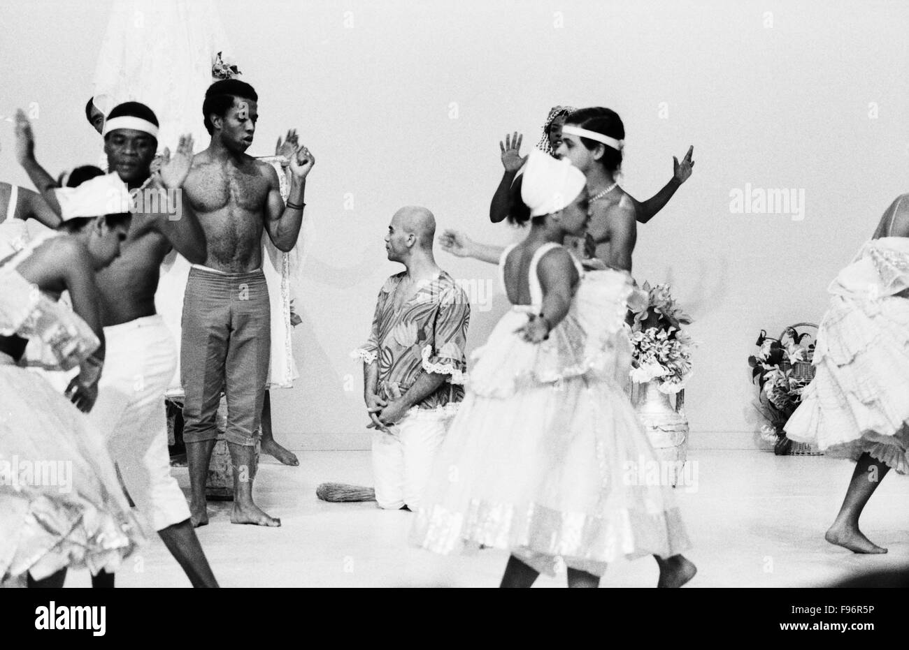 Studioaufnahme einer brasilianischen Ballettgruppe, Deutschland 1970 ...