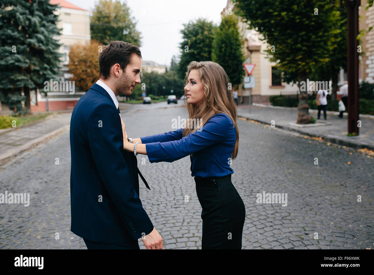 man and woman arguing Stock Photo - Alamy