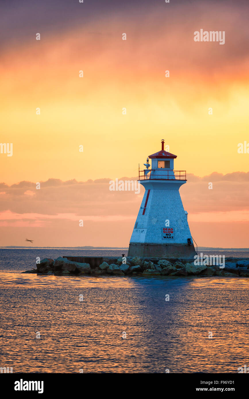 Lighthouse at dawn, entrance to Southampton, Ontario Stock Photo - Alamy