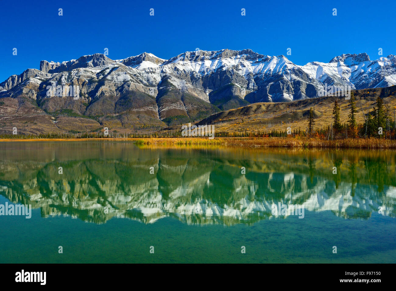 Miette mountain range hi-res stock photography and images - Alamy