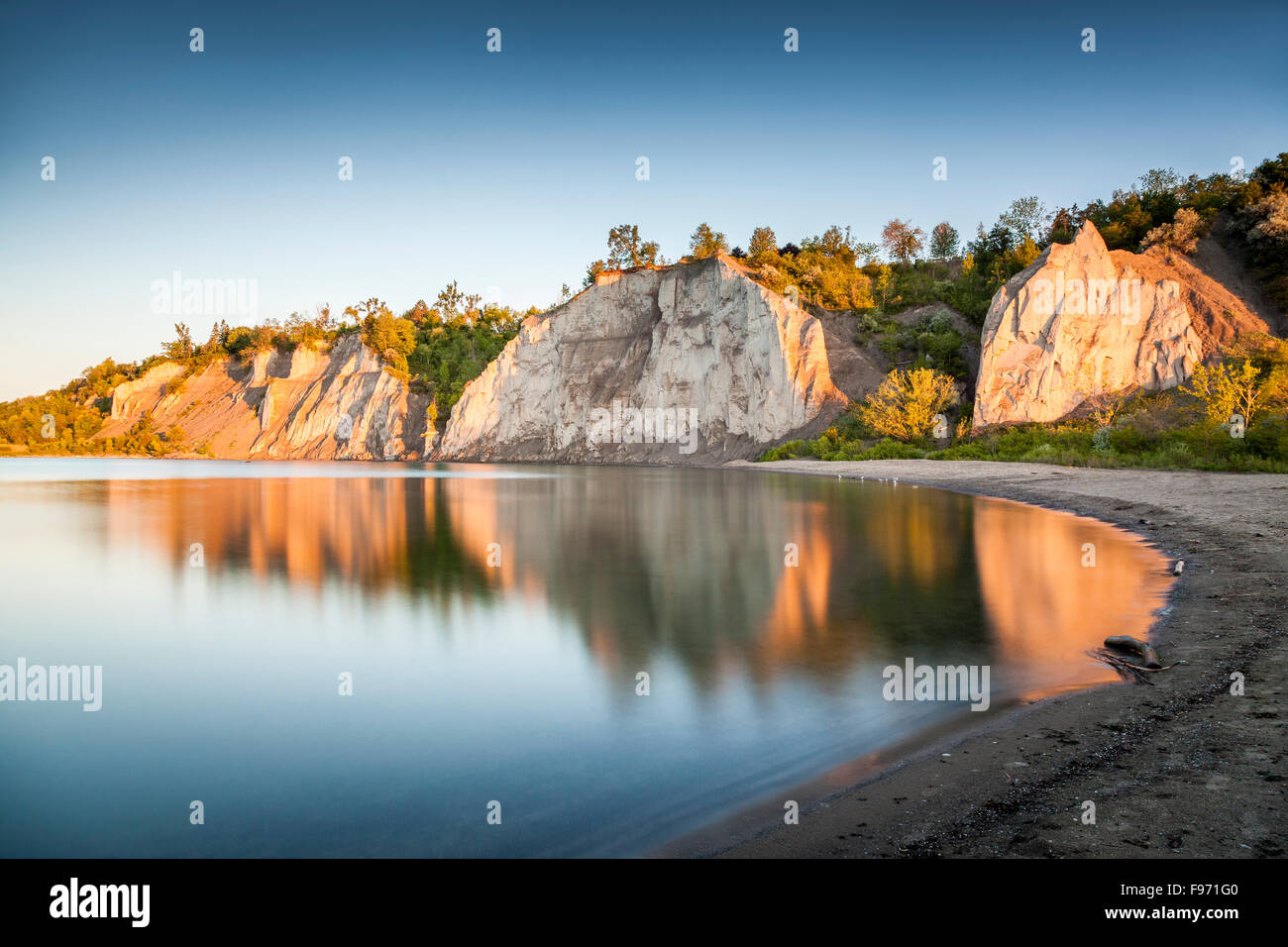 Scarborough bluffs hi-res stock photography and images - Alamy