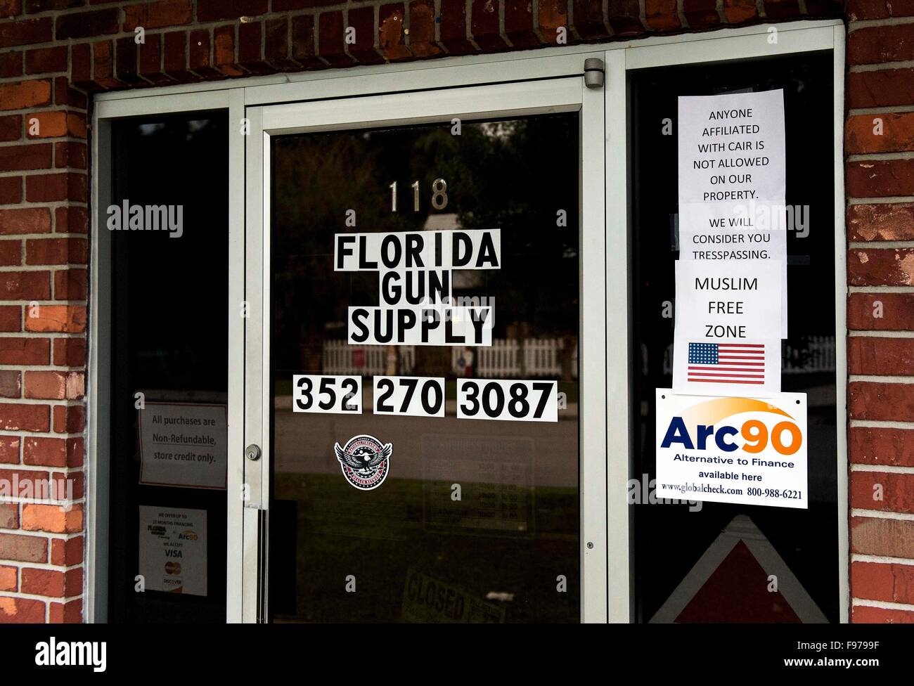 Inverness, Florida, USA. 14th Dec, 2015. The Florida Gun Supply shop ...