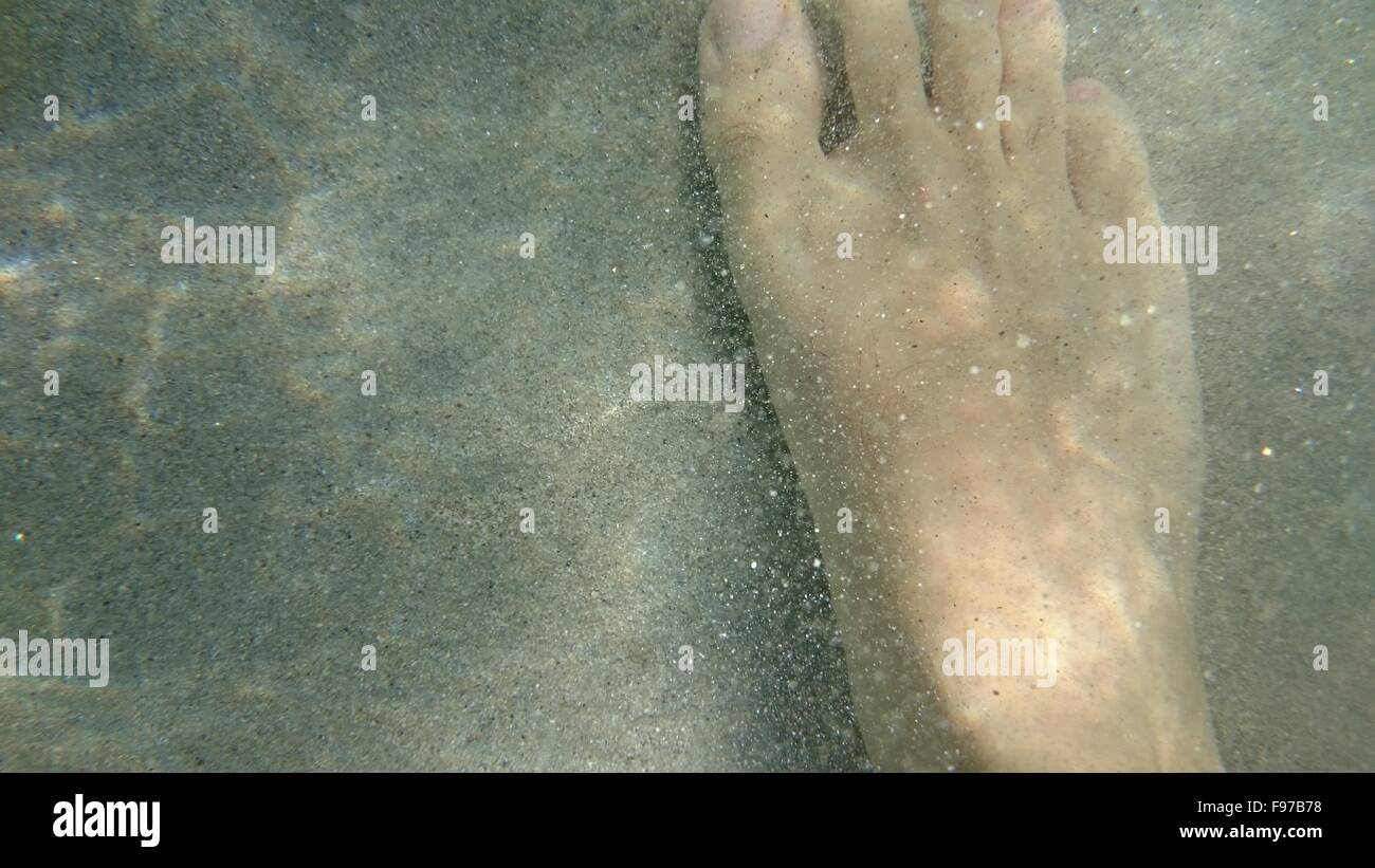 Human underwater hi-res stock photography and images - Alamy