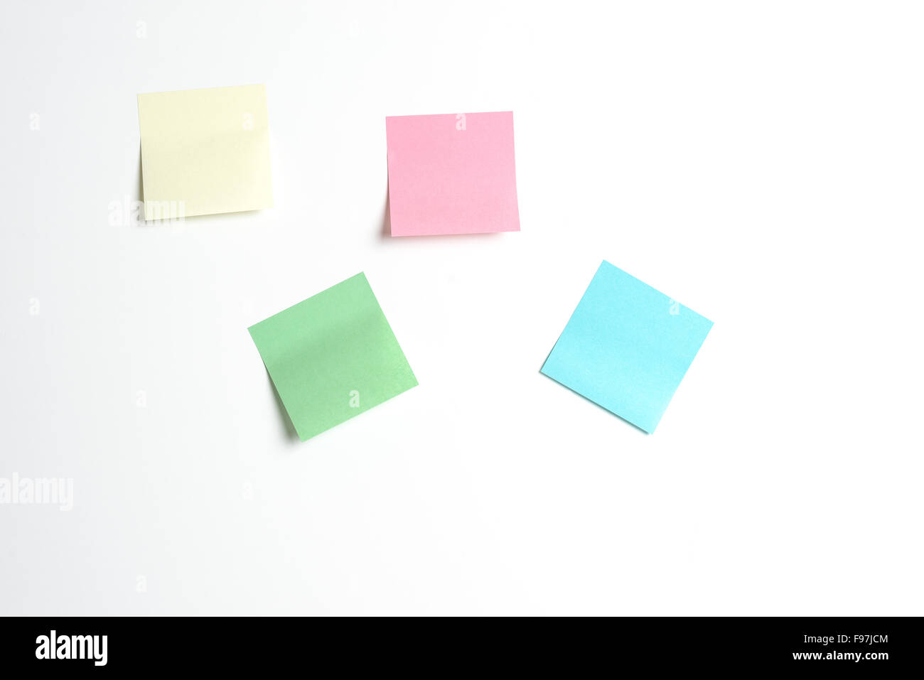 post-its on the wall as a reminder Stock Photo - Alamy