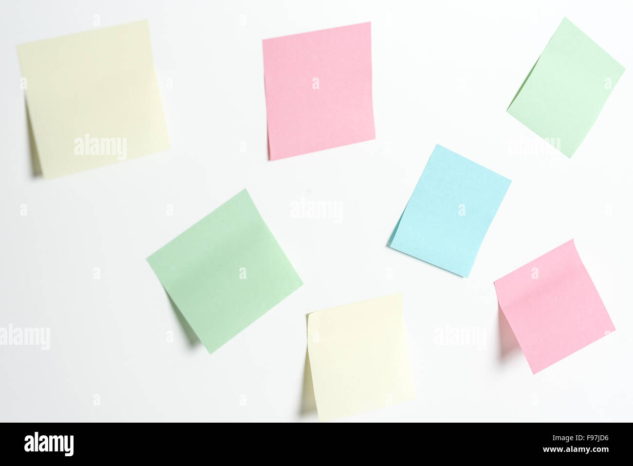 post-its on the wall as a reminder Stock Photo - Alamy