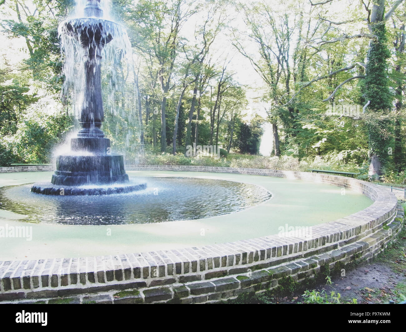 Water at the fountain hi-res stock photography and images - Alamy