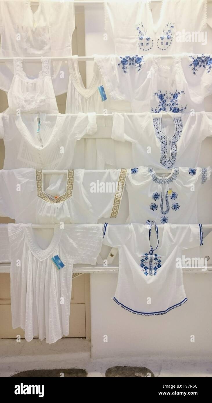 White clothes outside hi-res stock photography and images - Alamy