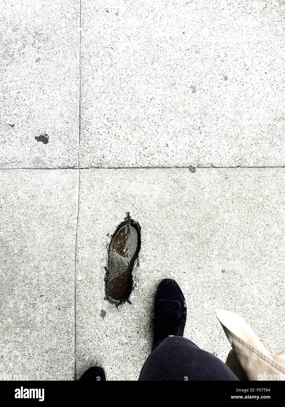 Footprint on floor hi-res stock photography and images - Alamy