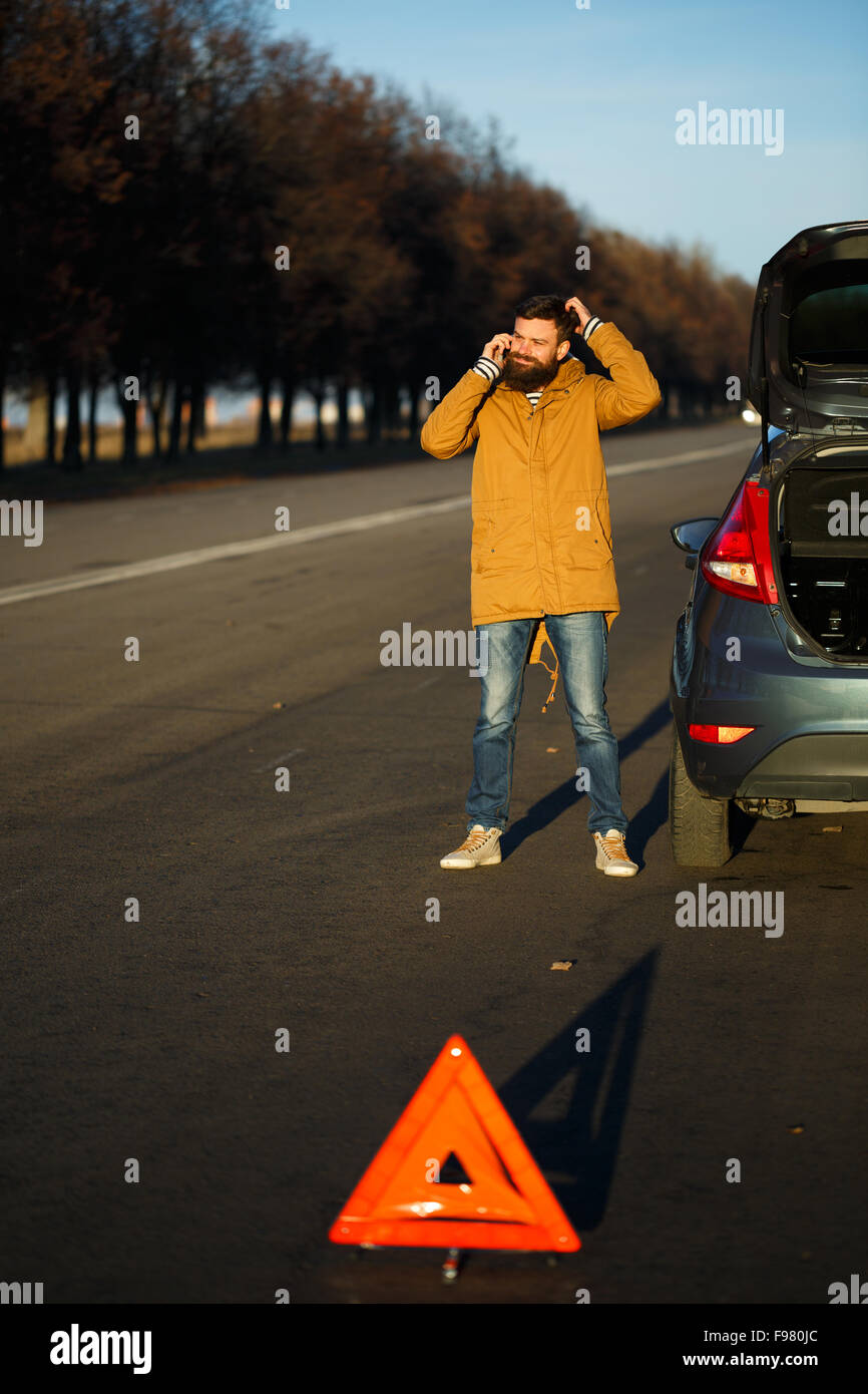 Automobile damaged hi-res stock photography and images - Alamy