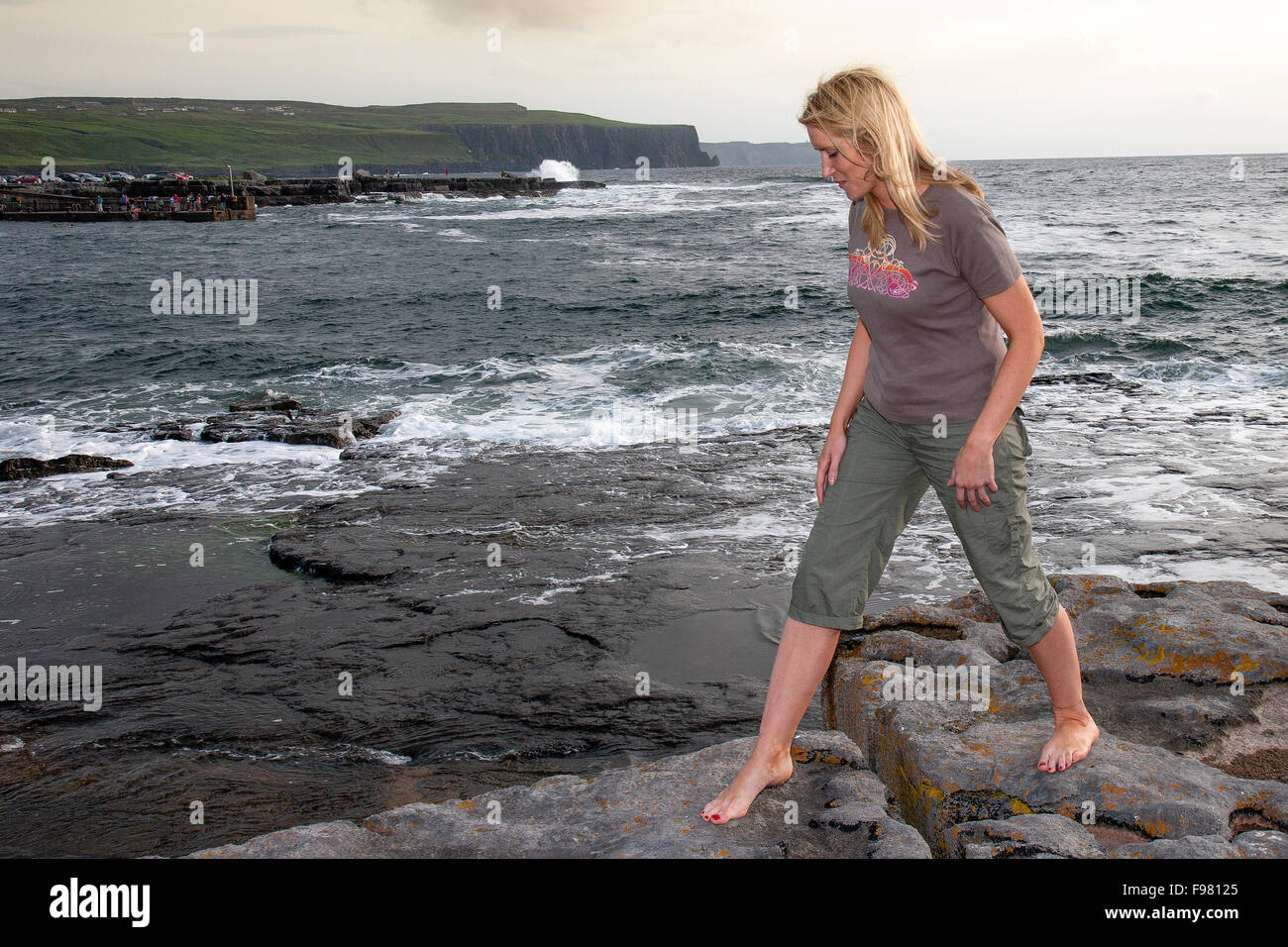 Doolin point hi-res stock photography and images - Alamy