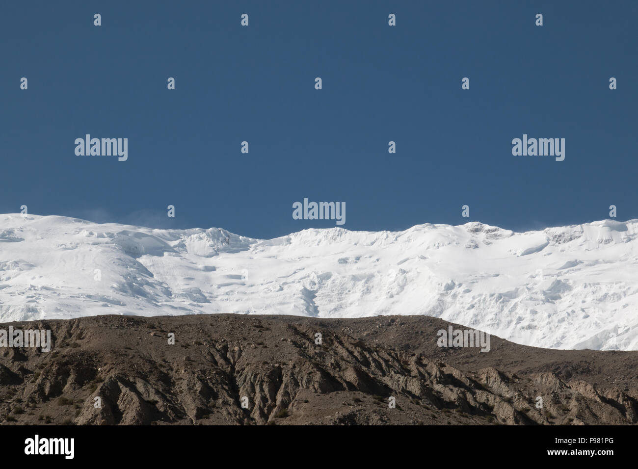 Xinjiang landscape hi-res stock photography and images - Alamy