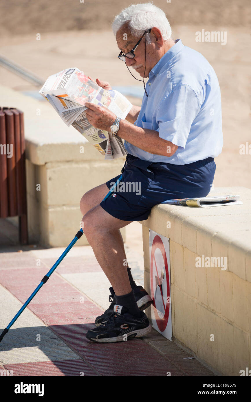 Spanish old man hi-res stock photography and images - Alamy
