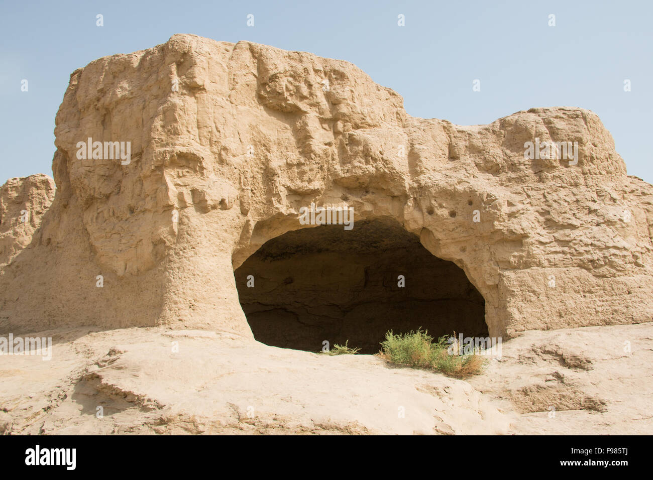 Cave rock entrance hi-res stock photography and images - Alamy