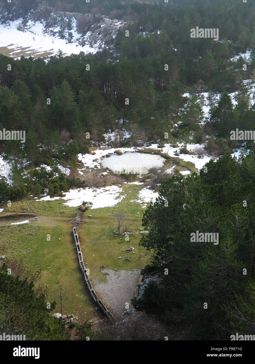 Water trough pond hi-res stock photography and images - Alamy
