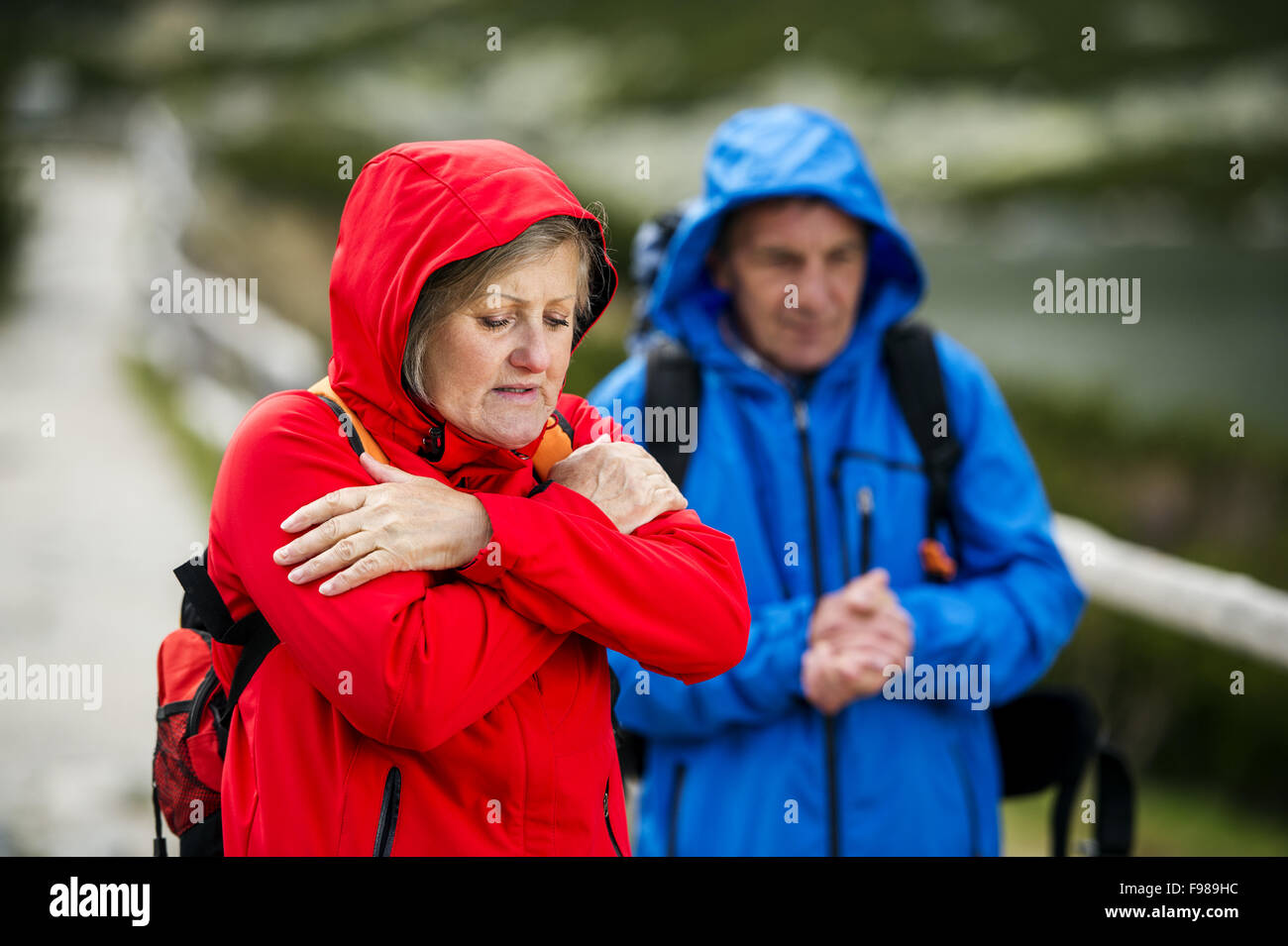 Woman hiking in cold weather hi-res stock photography and images - Alamy