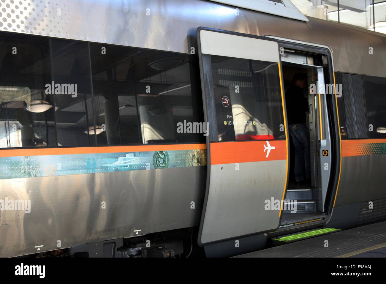 Flytoget oslo train hi-res stock photography and images - Alamy