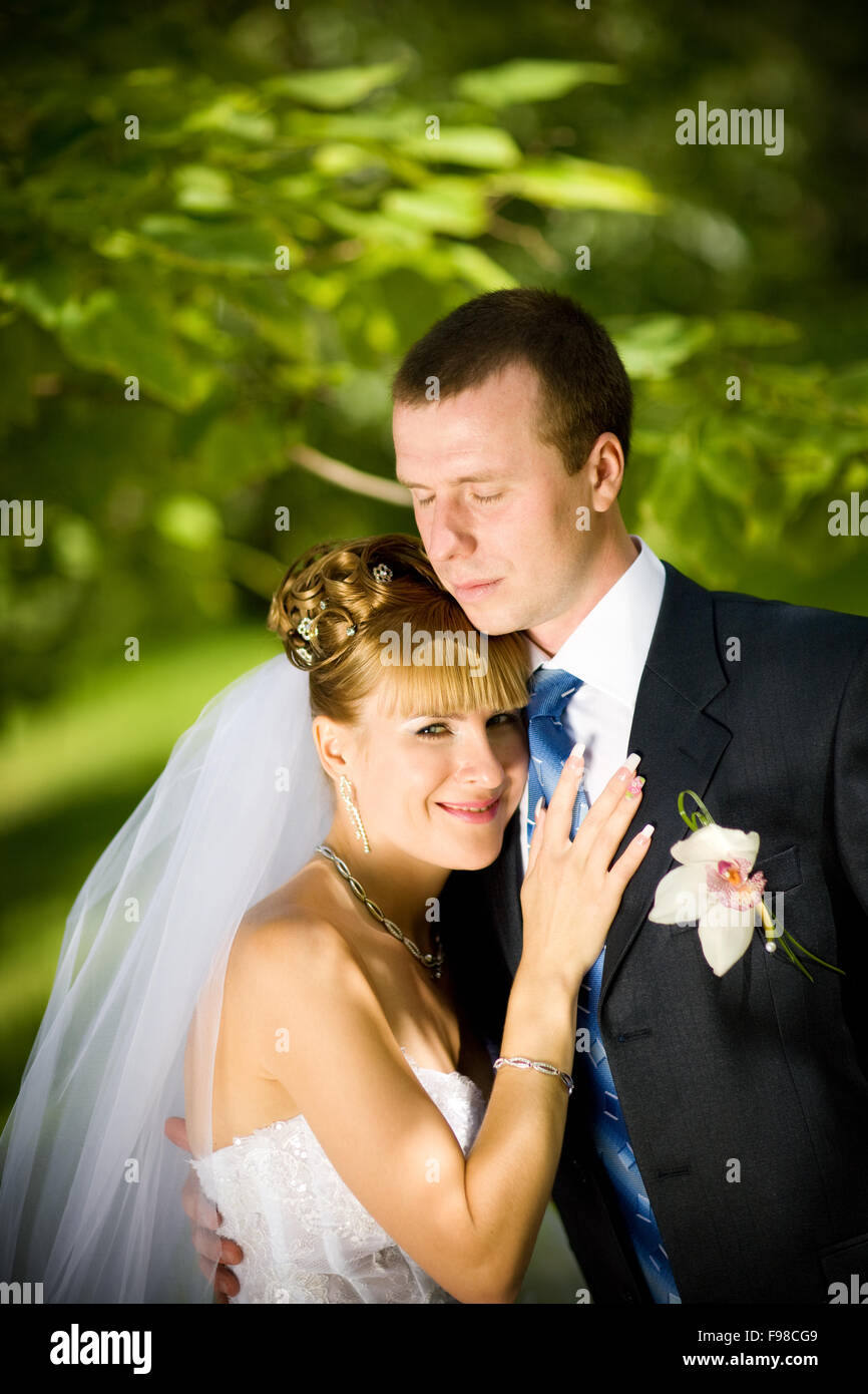 bride and groom Stock Photo - Alamy