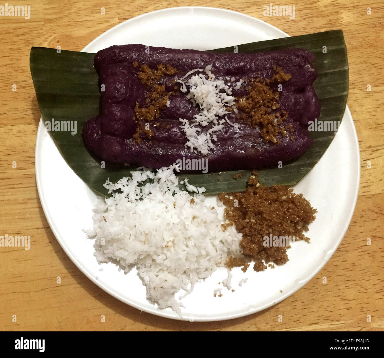 Puto bumbong hi-res stock photography and images - Alamy