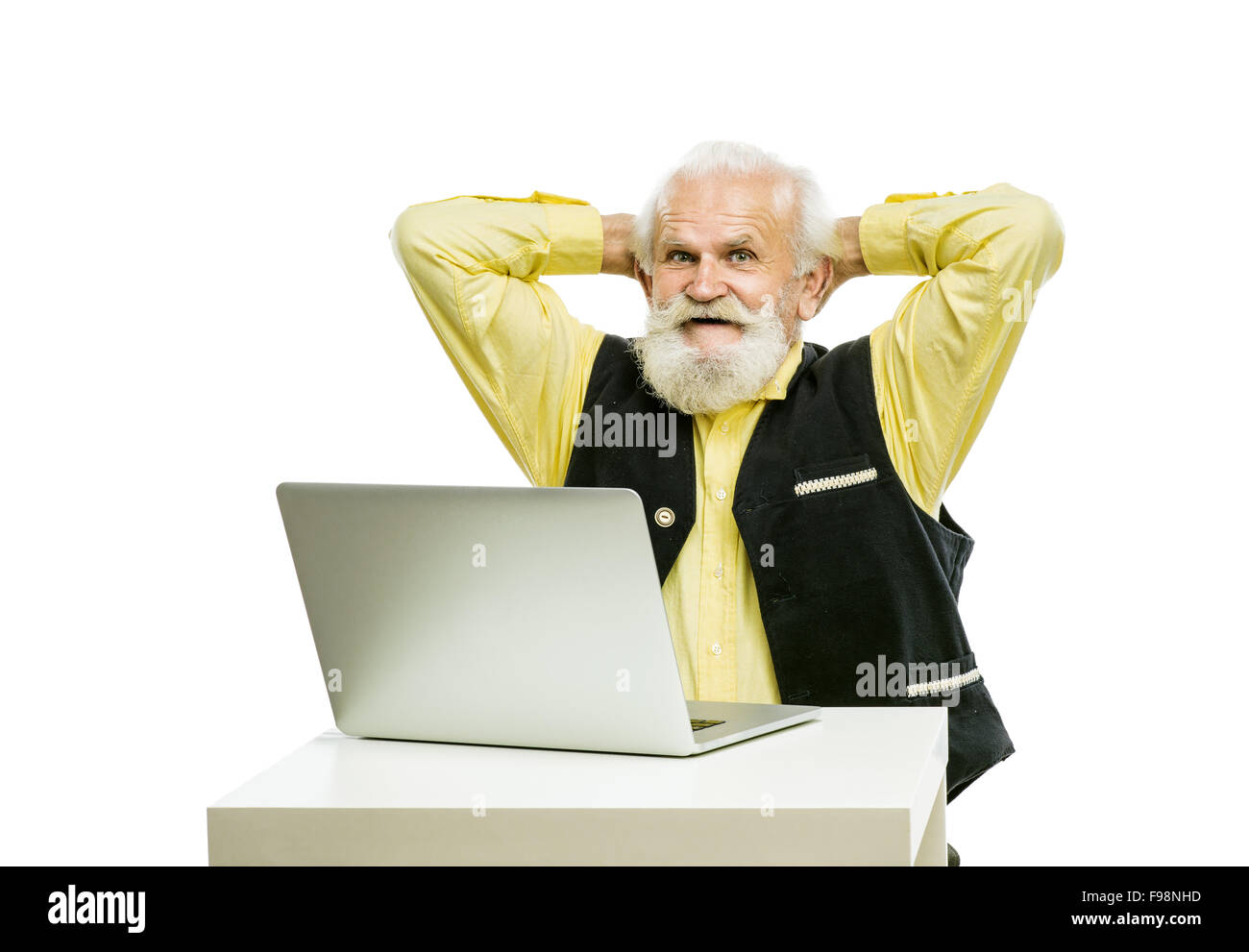 Old man laptop computer hi-res stock photography and images - Alamy