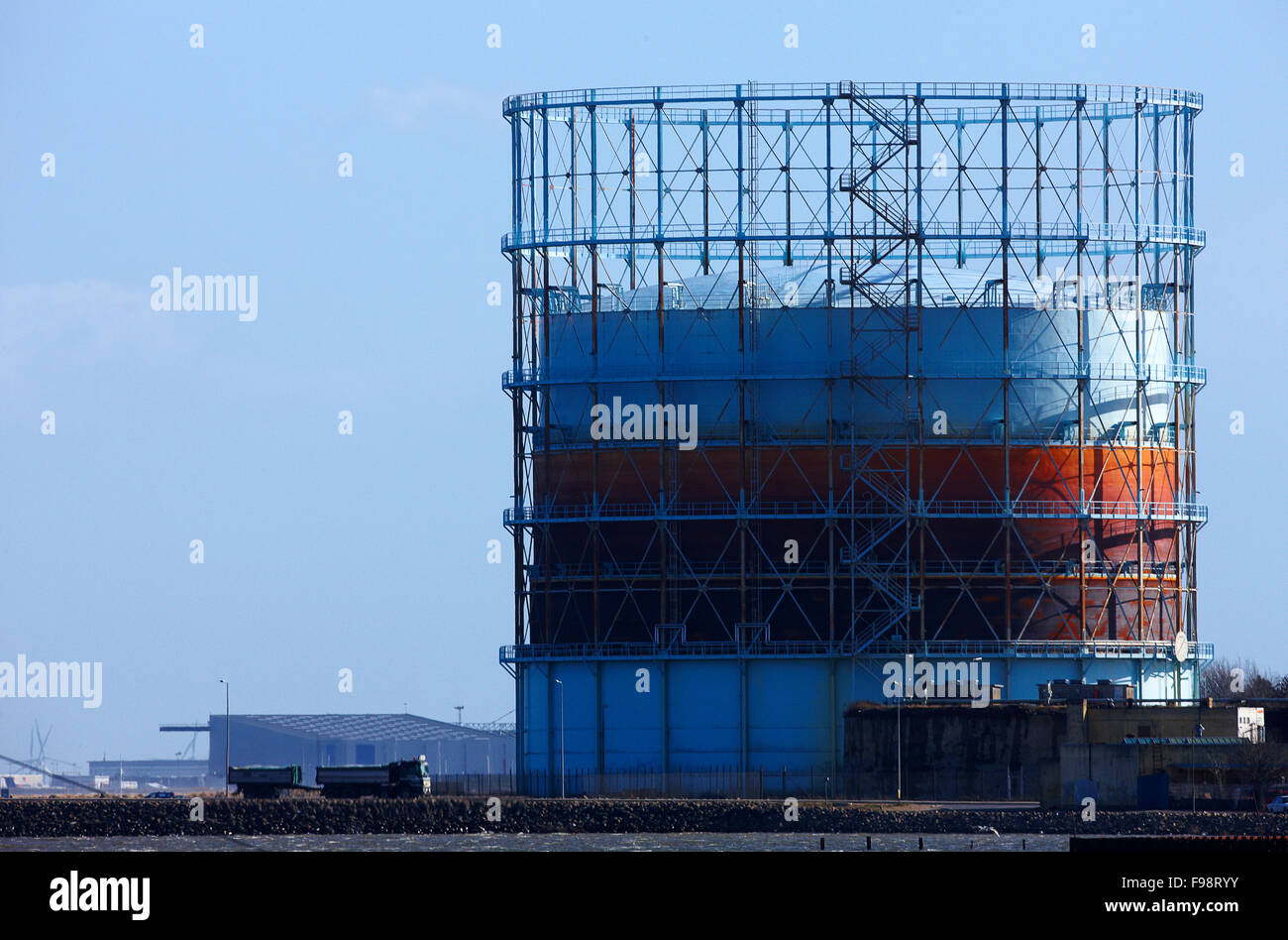 Gas harbor hi-res stock photography and images - Alamy