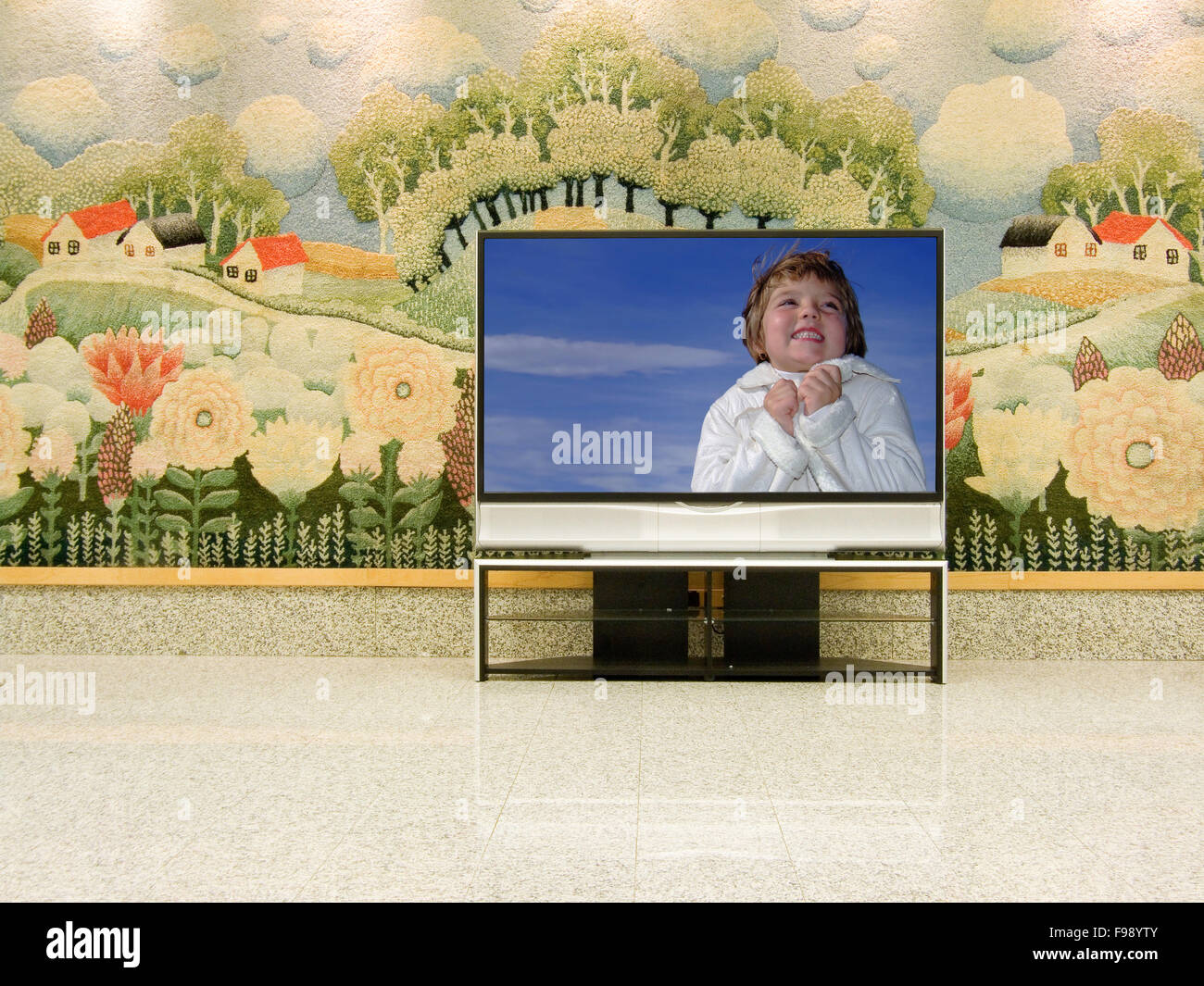 Luxury commercial technology tv hi-res stock photography and images - Alamy