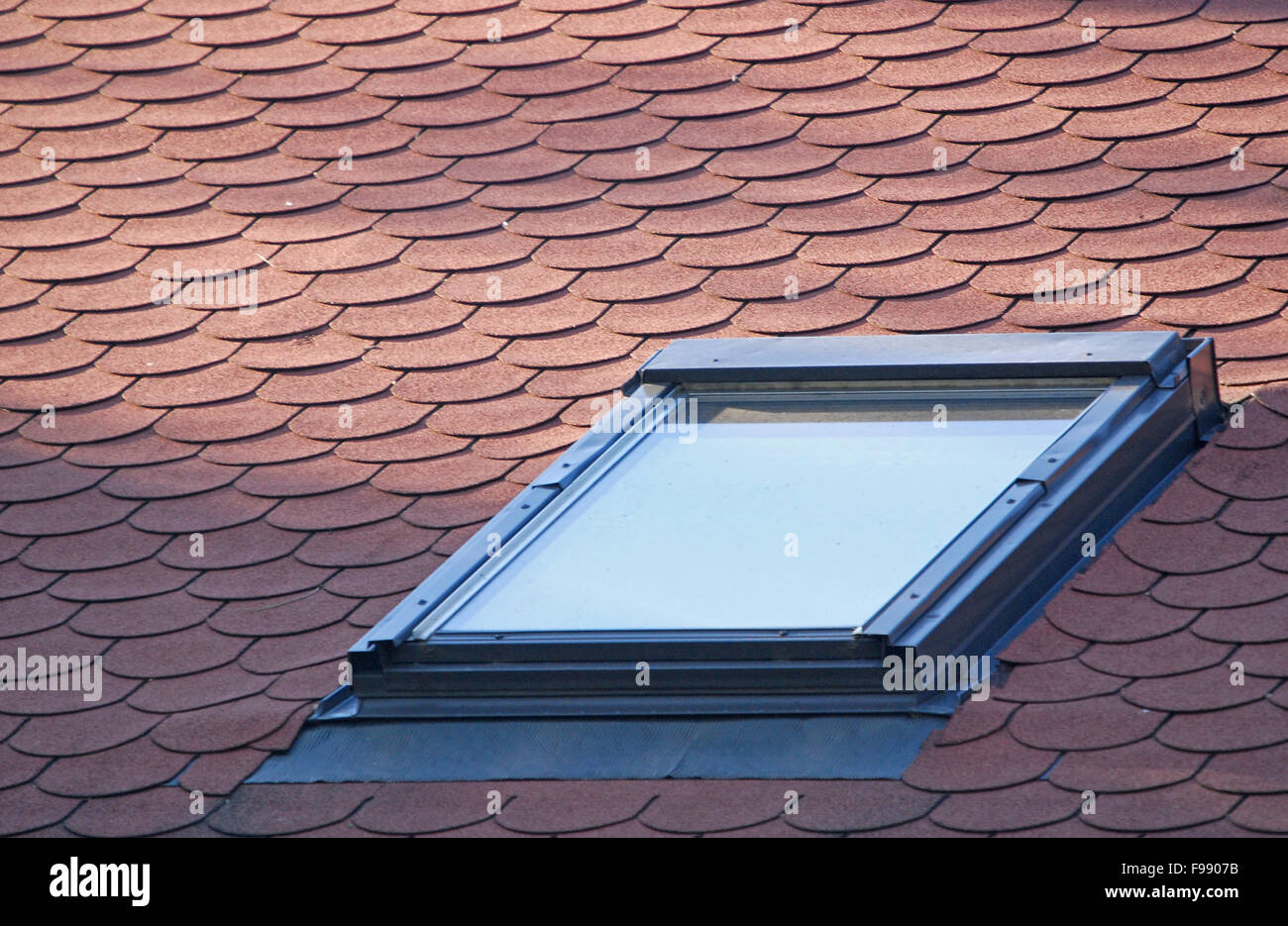 Design roof line shape form hi-res stock photography and images - Alamy