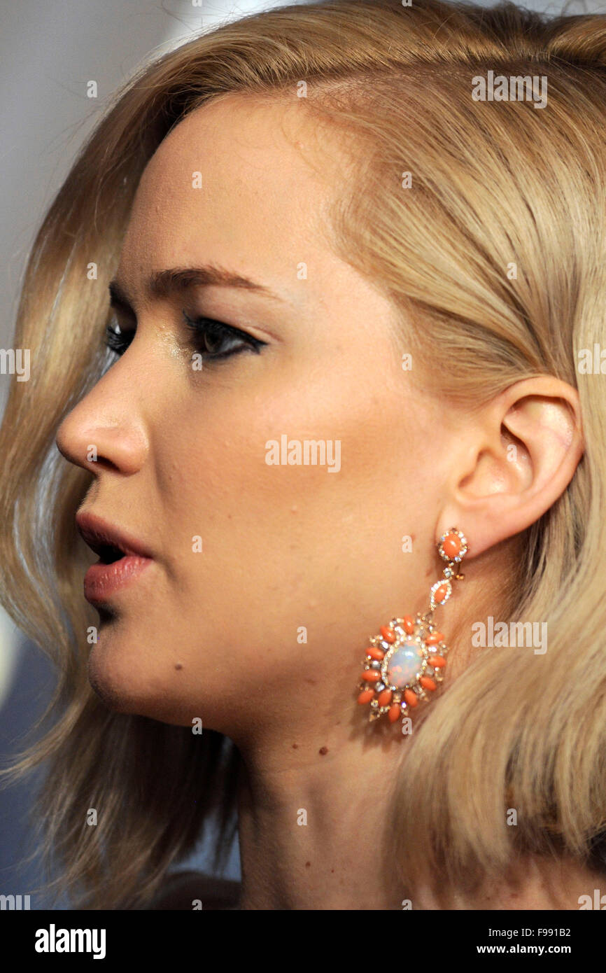 Joy new york premiere hi-res stock photography and images - Alamy