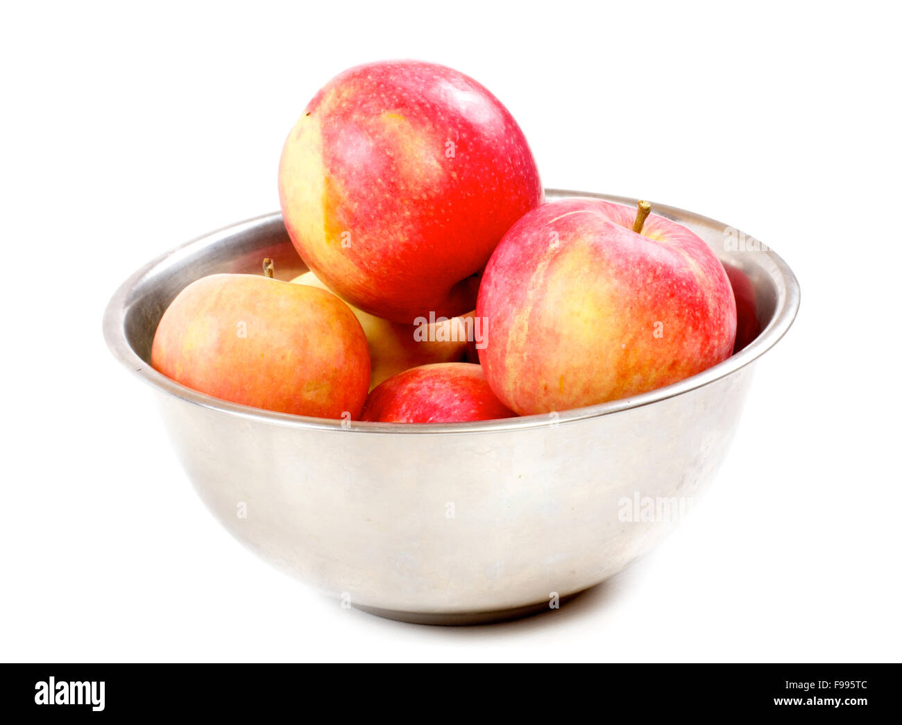 Freshly washed apples in colander Stock Photo - Alamy