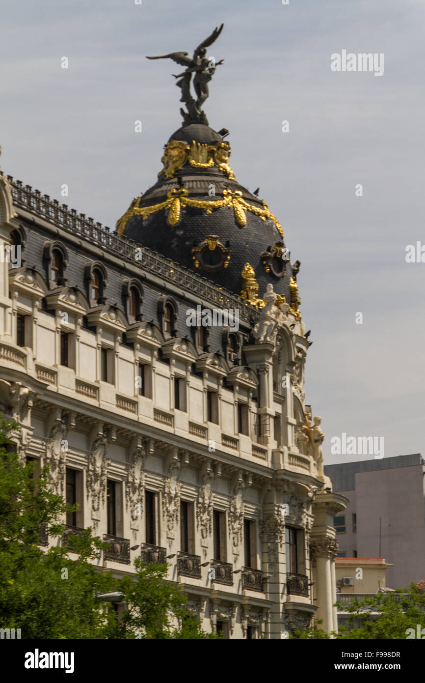 Metropolis building facade located at Madrid, Spain Stock Photo - Alamy