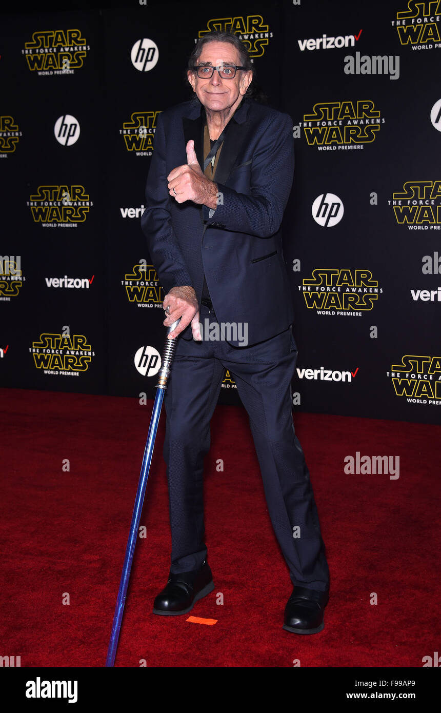 Hollywood, California, USA. 14th Dec, 2015. Peter Mayhew arrives for ...