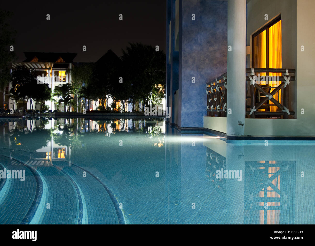 Pavilion swimming pool architecture hi-res stock photography and images ...